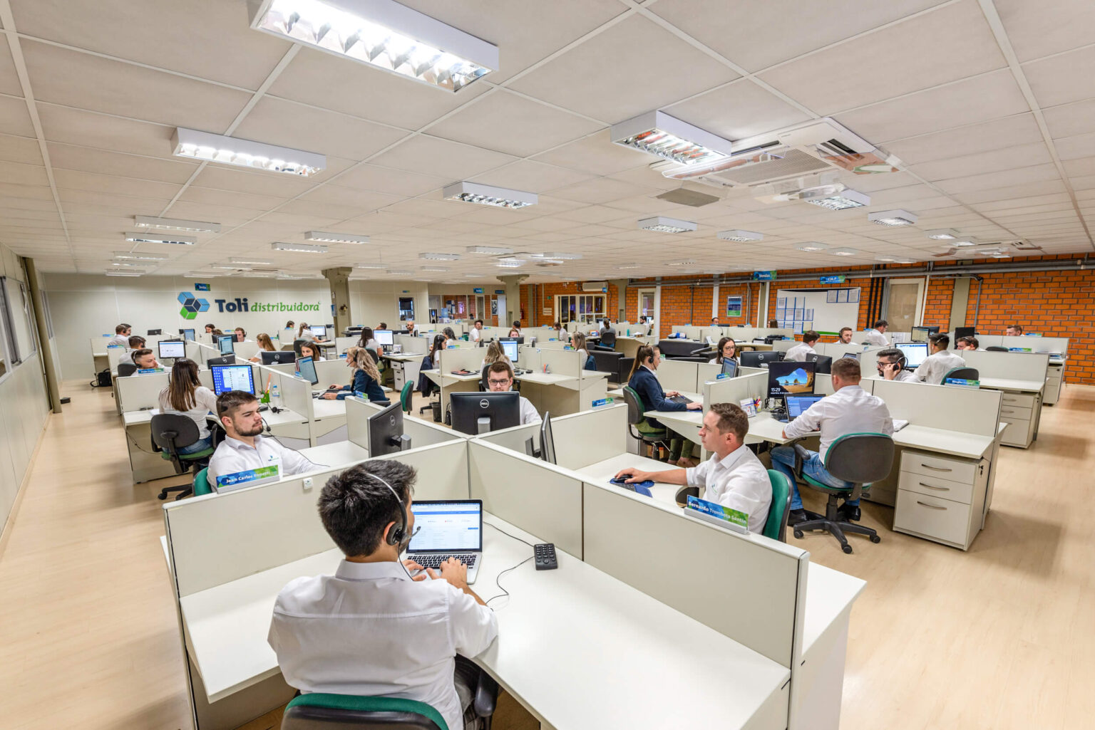 Toli Distribuidora - Distribuidora de autopeças